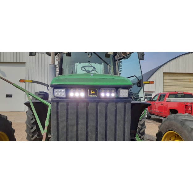 Larsen Lights, LED lights for your equipment !. Larsen LED Kit for JD 8x00 / 8x10 tractors.